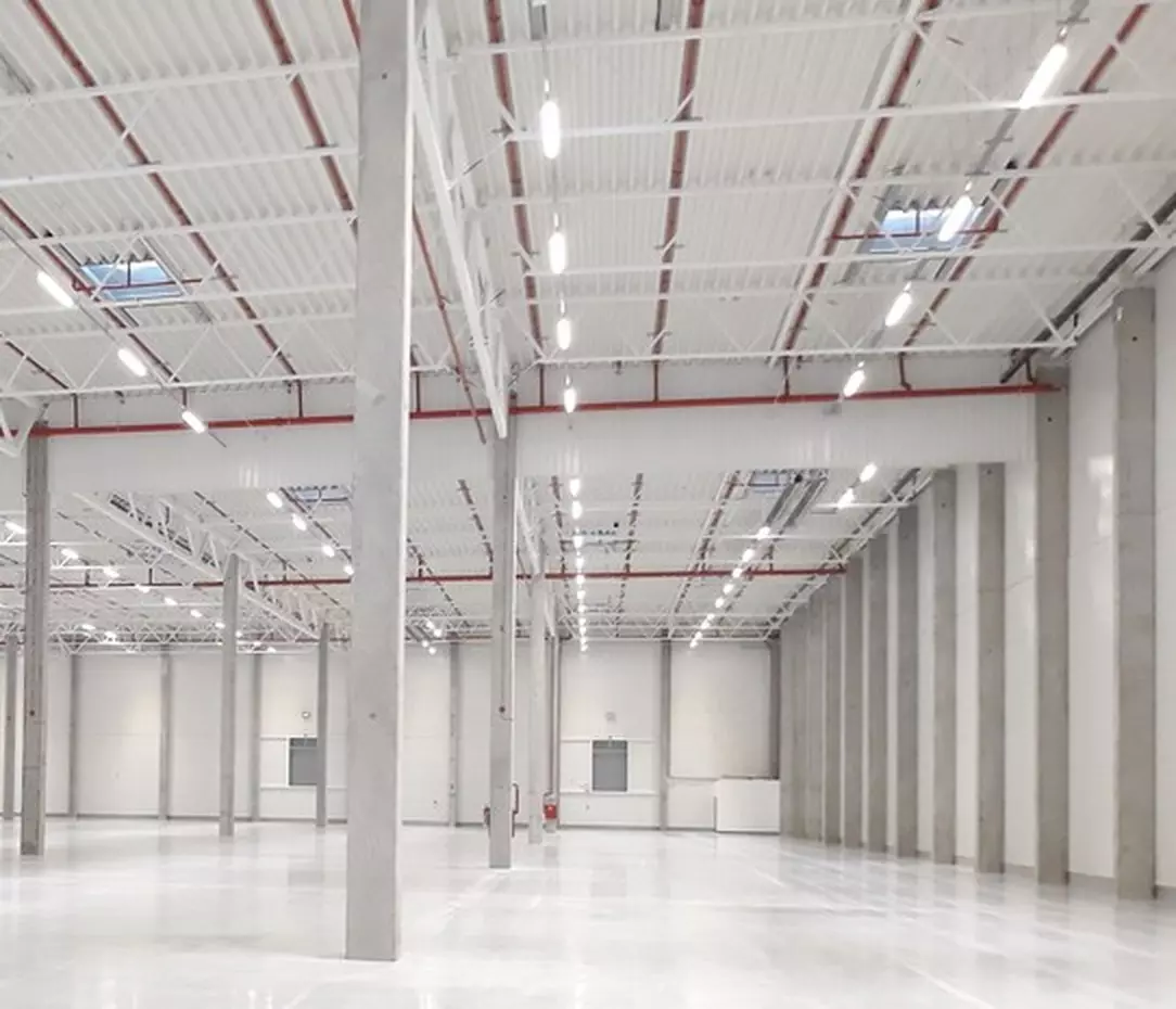 MPM Logistics Center - YPERO